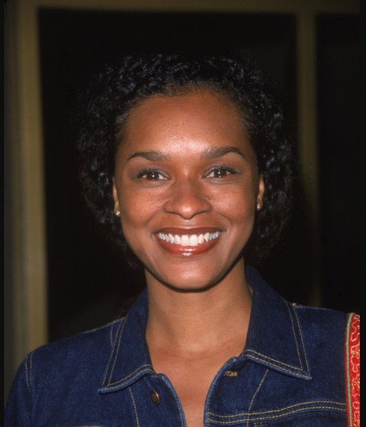 Victoria Dillard Bra Size And Body Measurements Actress Body And Bra Size